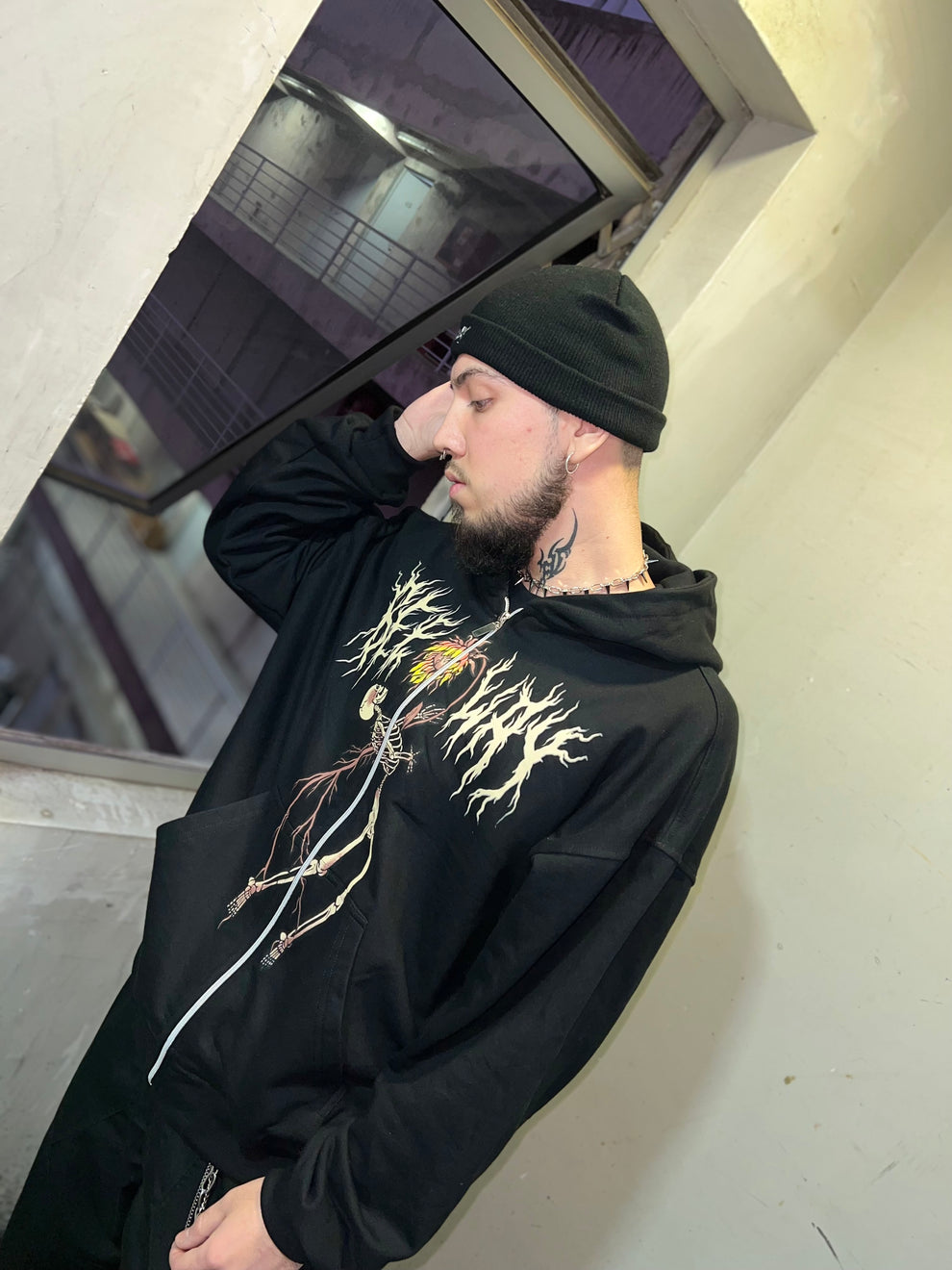 SKULL DEAD NEGRO – Beeway